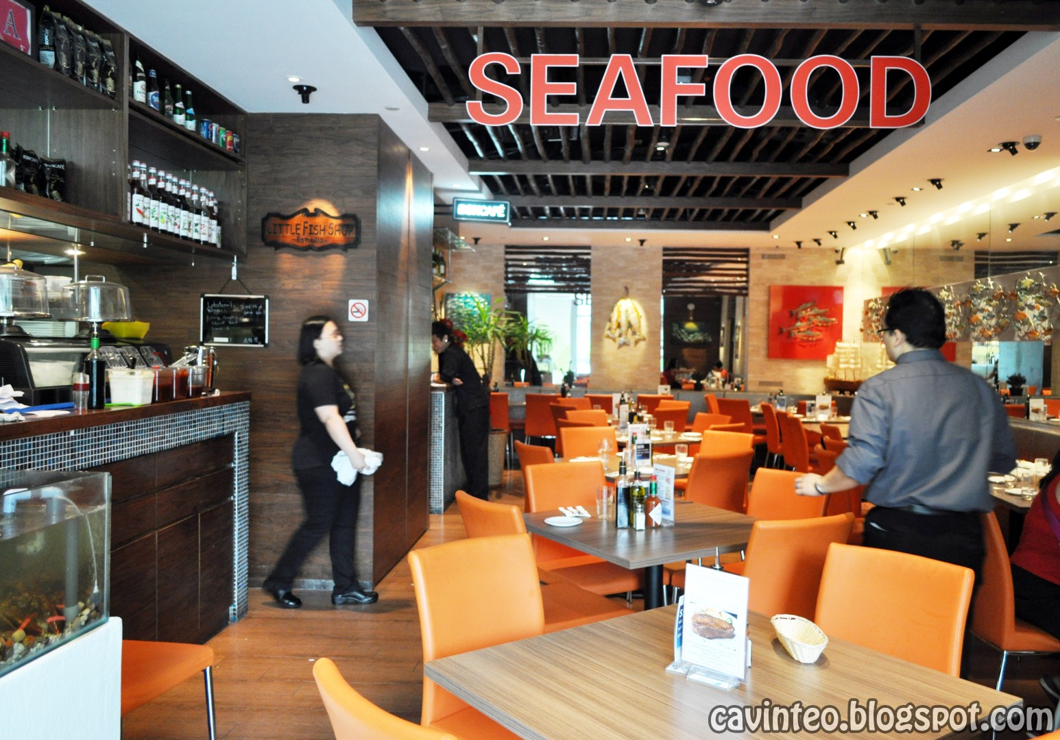 Entree Kibbles: Hot Seafood Platter @ The Little Fish Shop [Nex Mall]